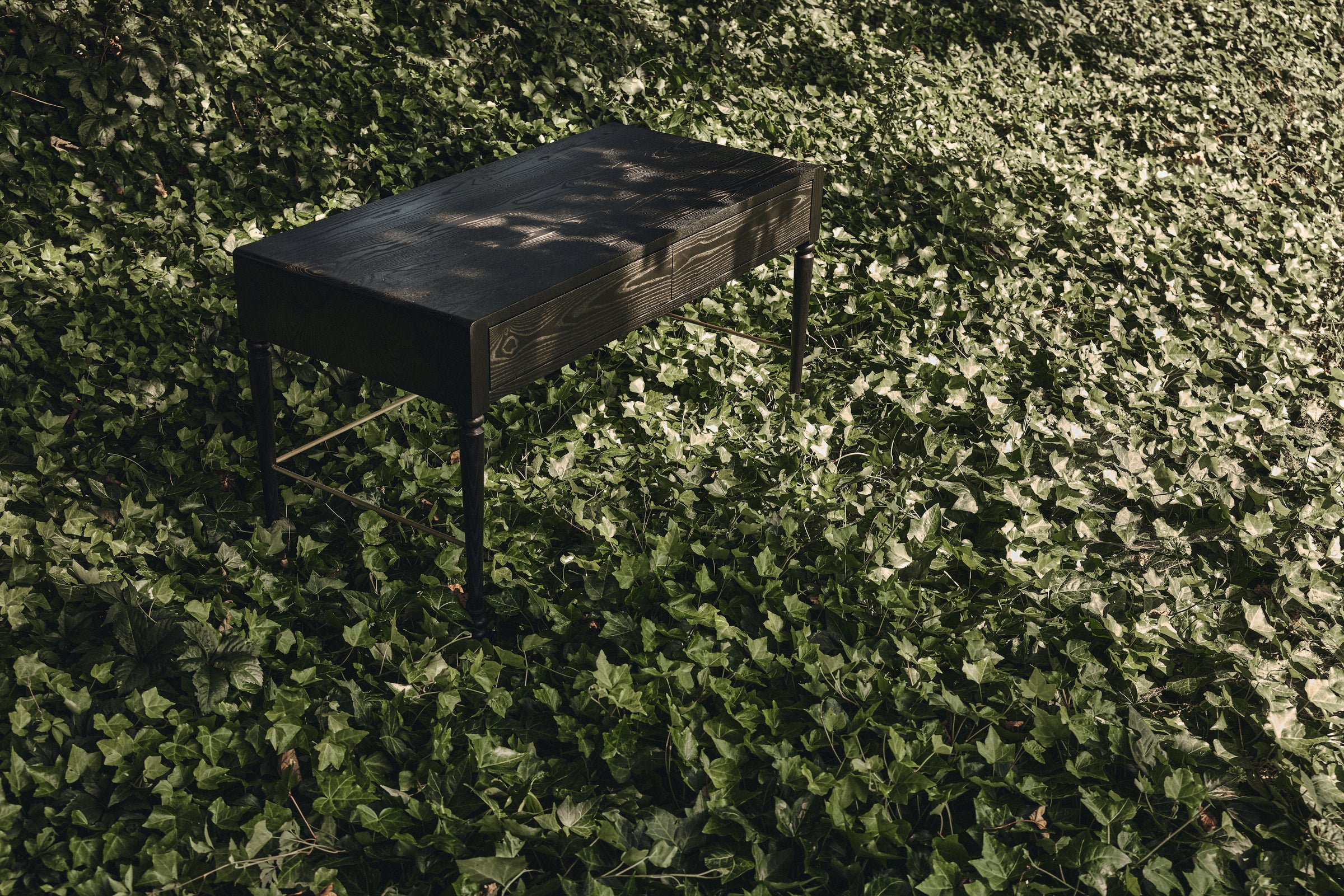 Roweam • Furniture Made to Age